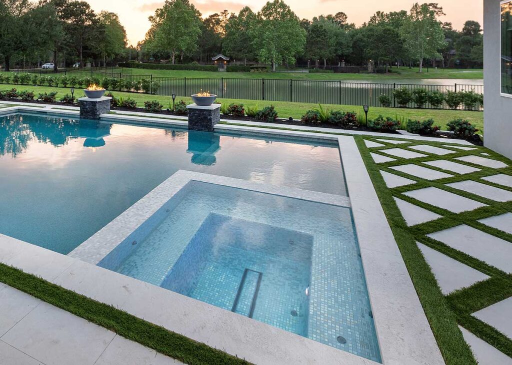 Custom Spas Designs | Avree Custom Pools